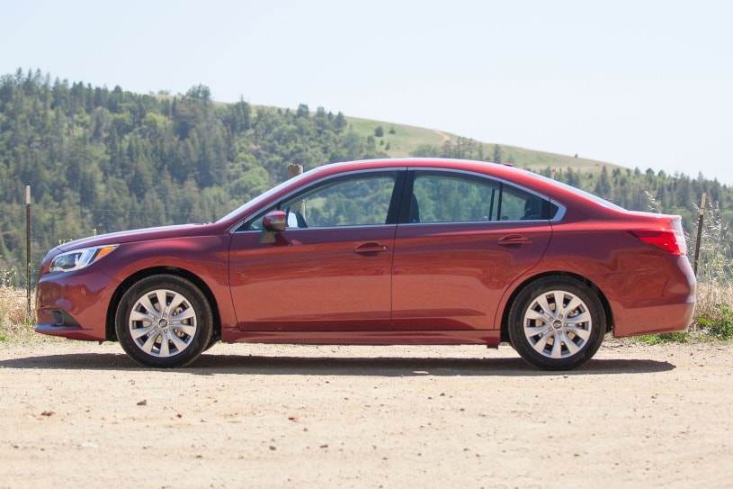2017 Subaru Legacy Pictures - 186 Photos | Edmunds