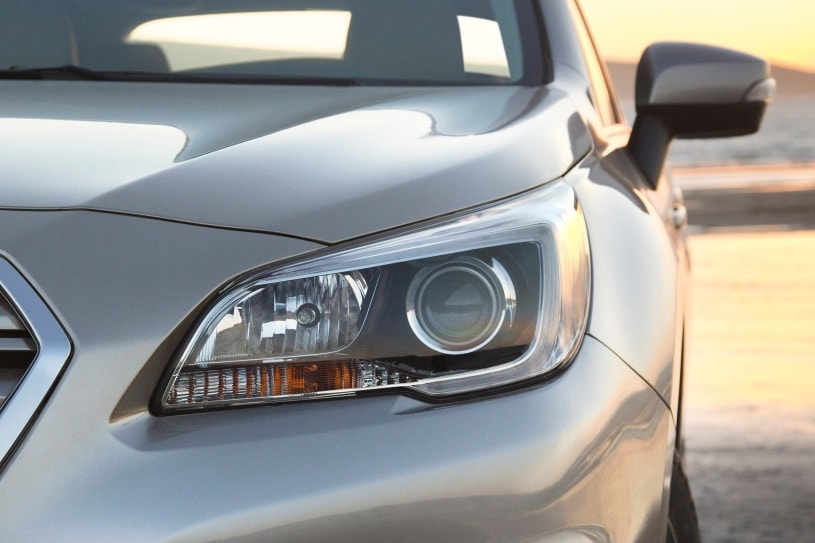 2016 Subaru Outback Pictures - 356 Photos | Edmunds