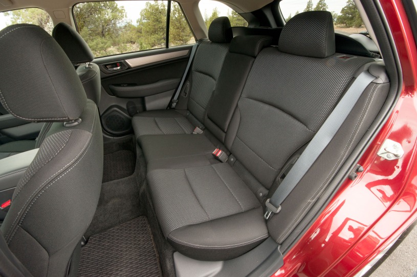 2017 Subaru Outback Pictures - 268 Photos | Edmunds