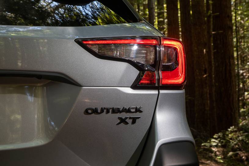 2021 Subaru Outback Pictures - 518 Photos | Edmunds