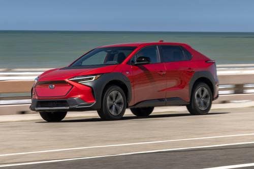 2025 Subaru Solterra Pictures - 182 Photos | Edmunds