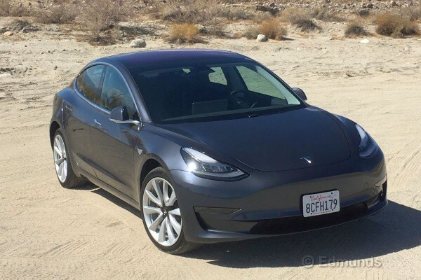 Stopping Distance and Grip With 18- and 19-inch Tires - 2017 Tesla ... Stopping Distance and Grip With 18- and 19-inch Tires - 2017 Tesla ...