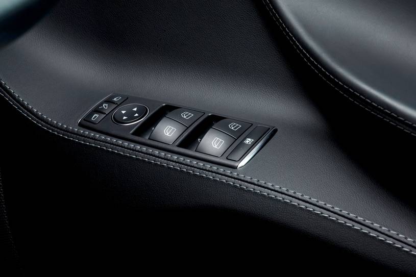 2018 Tesla Model S Interior Pictures