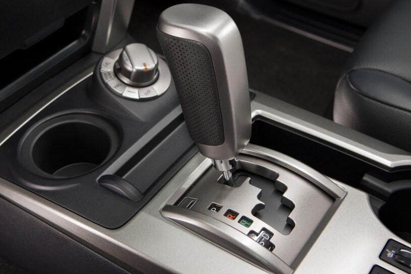 2010 Toyota 4Runner Pictures - 76 Photos | Edmunds