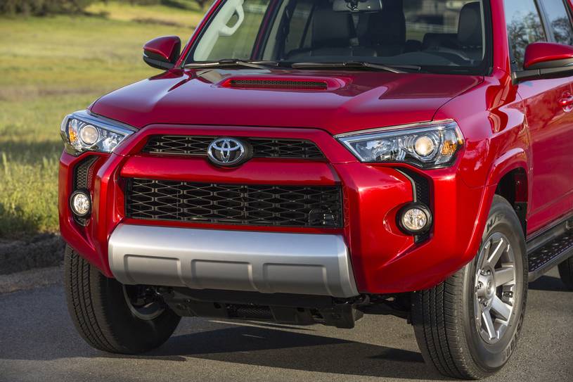 2017 Toyota 4Runner Pictures - 221 Photos | Edmunds