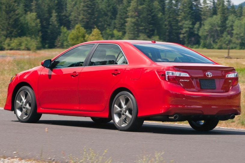 2014 Toyota Camry Pictures - 327 Photos | Edmunds