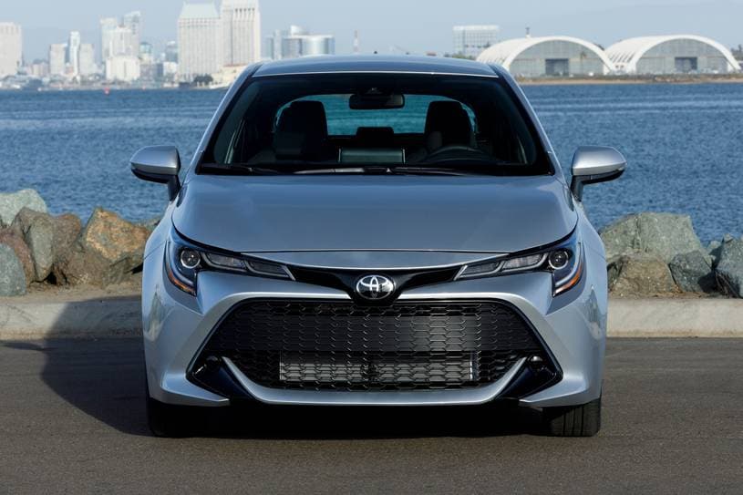 2020 Toyota Corolla Hatchback Pictures - 129 Photos | Edmunds