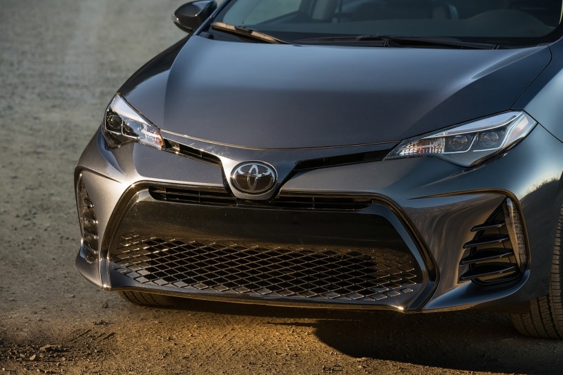 2017 Toyota Corolla Pictures - 163 Photos | Edmunds