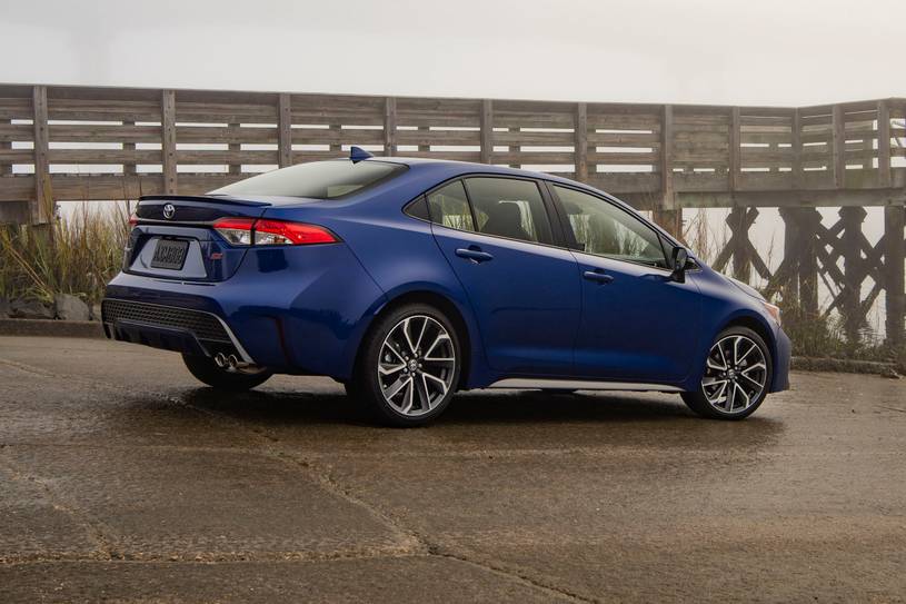 2020 Toyota Corolla Pictures - 338 Photos | Edmunds