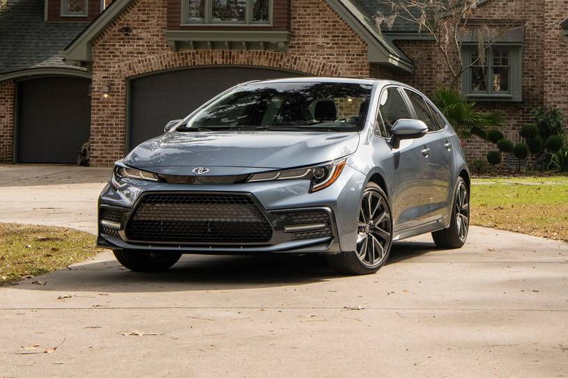 2020 Toyota Corolla Pictures - 338 Photos | Edmunds