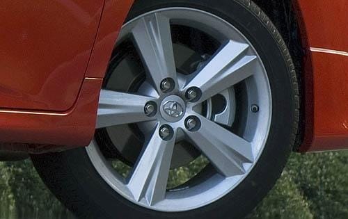 2010 Toyota Matrix Pictures - 41 Photos | Edmunds