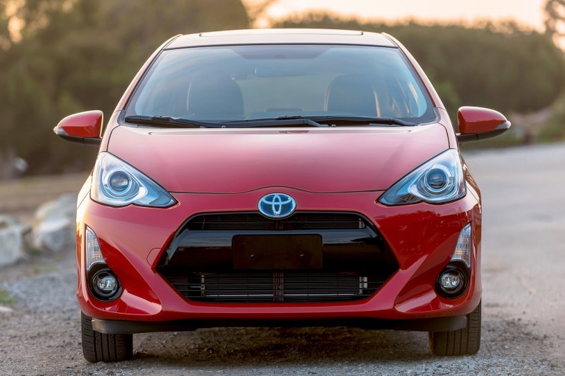 2016 Toyota Prius c Pictures - 51 Photos | Edmunds