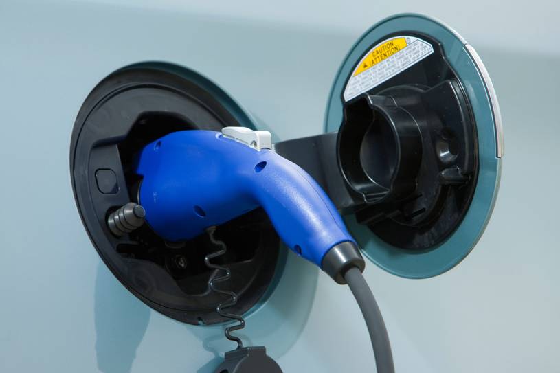 2013 Toyota Prius Plug-in Pictures - 102 Photos | Edmunds