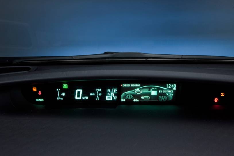 2012 Toyota Prius Plug-in Pictures - 102 Photos | Edmunds