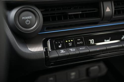 2025 Toyota Prius Interior Pictures