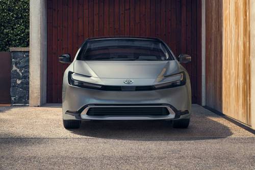 2026 Toyota Prius Pictures - 226 Photos | Edmunds