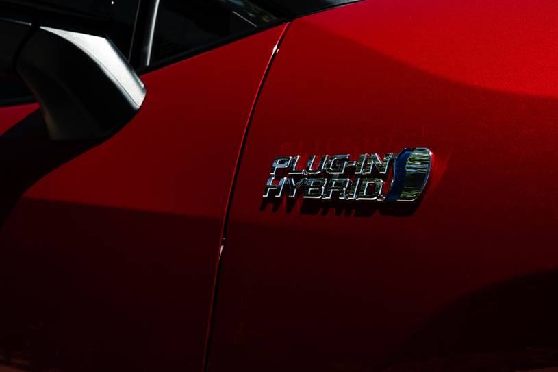 2021 Toyota RAV4 Prime Pictures - 90 Photos | Edmunds