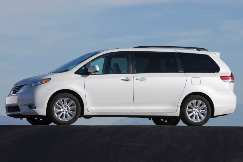 2012 Toyota Sienna Pictures - 194 Photos | Edmunds