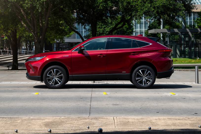 2021 Toyota Venza Pictures - 148 Photos | Edmunds