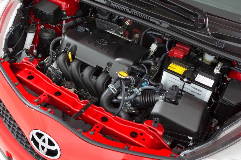 2013 Toyota Yaris Pictures - 184 Photos | Edmunds