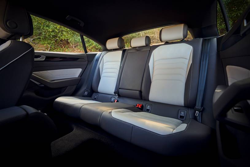 2023 Volkswagen Arteon Pictures - 62 Photos | Edmunds