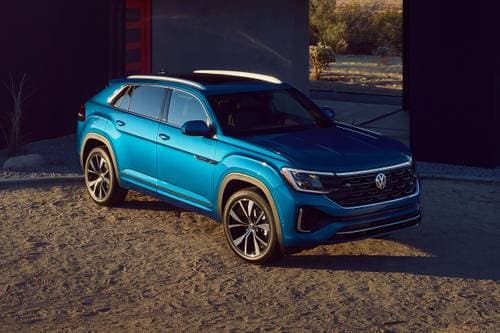 2024 Volkswagen Atlas Cross Sport Pictures - 228 Photos | Edmunds