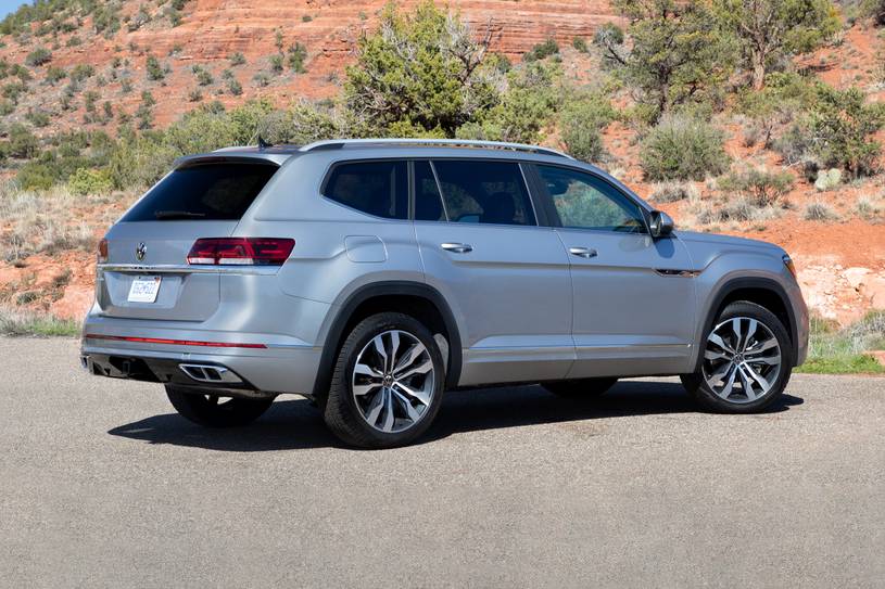 2022 Volkswagen Atlas Pictures - 159 Photos | Edmunds