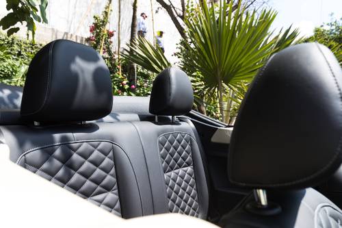 2019 Volkswagen Beetle Convertible Pictures - 108 Photos | Edmunds