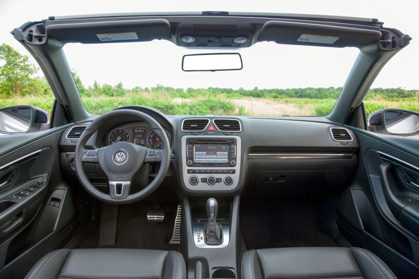2016 Volkswagen Eos Pictures - 19 Photos | Edmunds