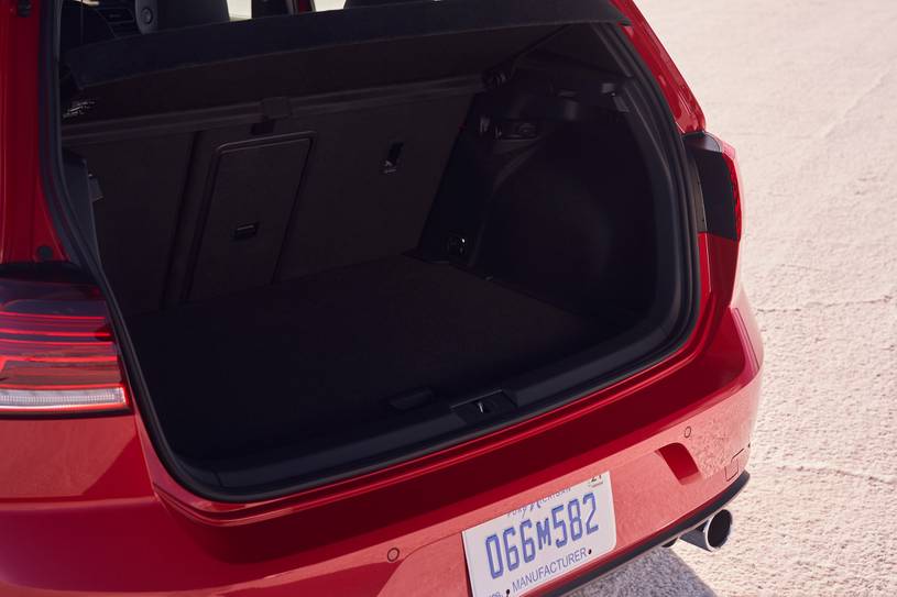 2021 Volkswagen Golf GTI Pictures - 58 Photos | Edmunds