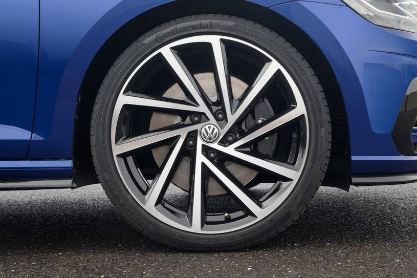 2019 Volkswagen Golf R Pictures - 155 Photos | Edmunds