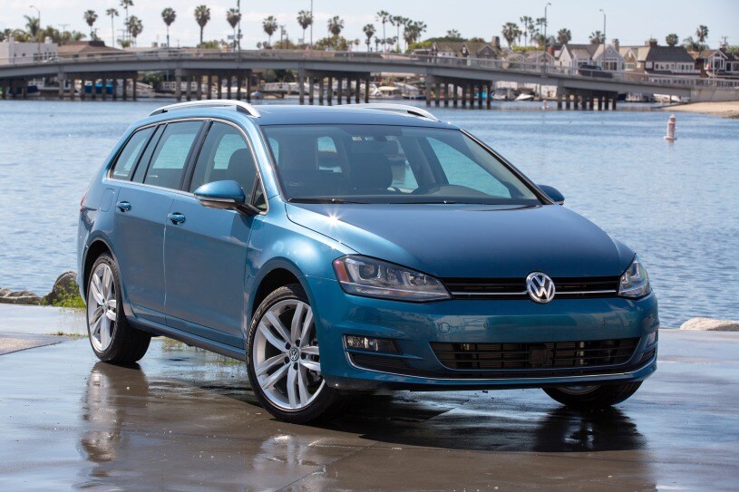 2017 Volkswagen Golf SportWagen Pictures - 83 Photos | Edmunds
