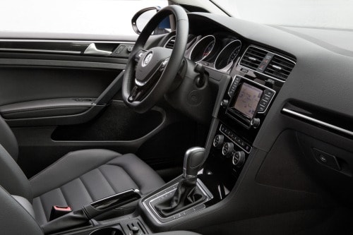 2017 Volkswagen Golf SportWagen Pictures - 151 Photos | Edmunds