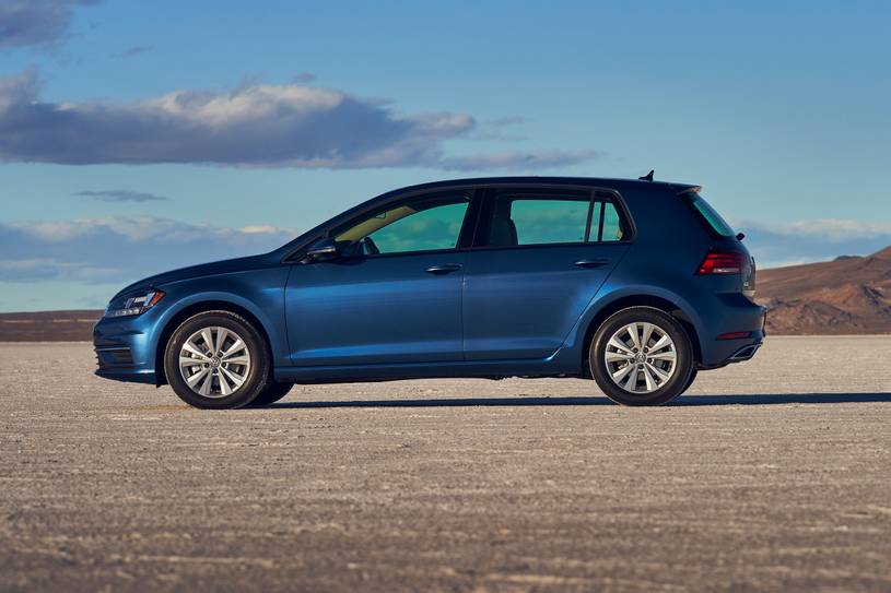 2021 Volkswagen Golf Pictures - 40 Photos | Edmunds