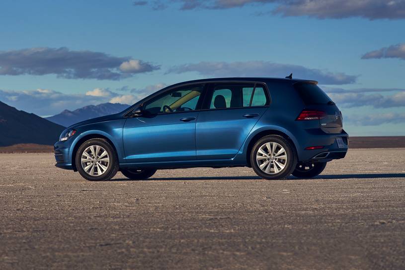 2021 Volkswagen Golf Pictures - 40 Photos | Edmunds