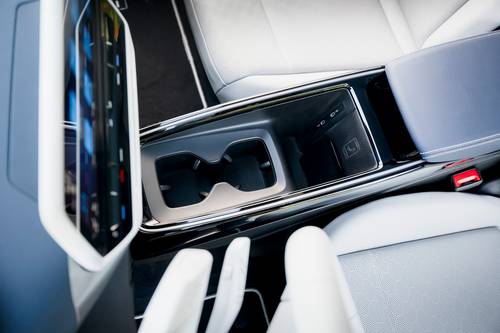 2025 Volkswagen ID.4 Interior Pictures