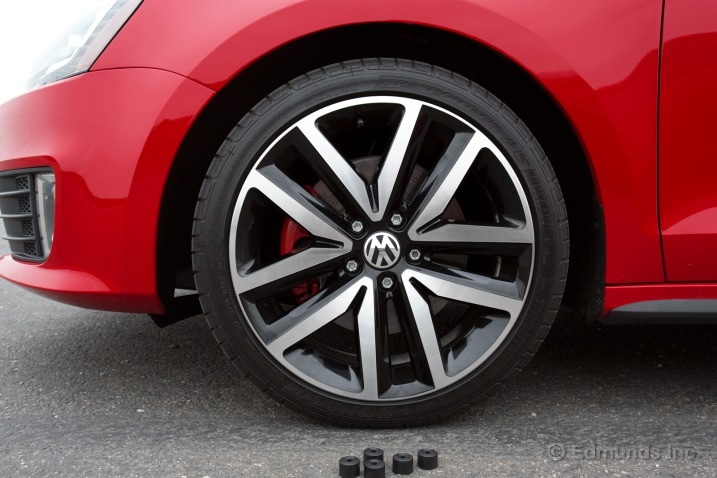 2013 Volkswagen Jetta GLI Track Test on Edmunds.com