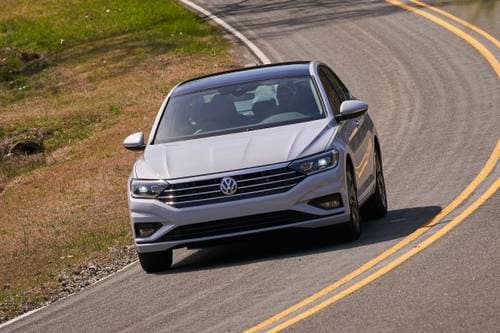 2019 Volkswagen Jetta Pictures - 242 Photos | Edmunds
