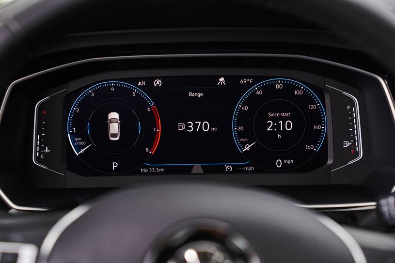 2019 Volkswagen Jetta Pictures - 110 Photos | Edmunds