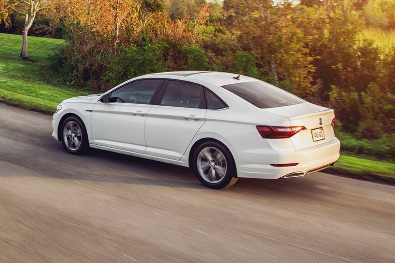 2021 Volkswagen Jetta Pictures - 94 Photos | Edmunds