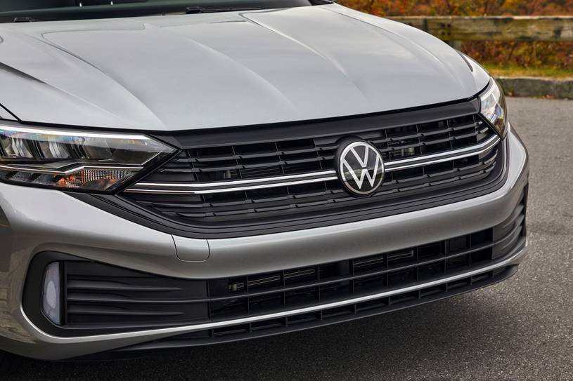 2023 Volkswagen Jetta Pictures - 80 Photos | Edmunds