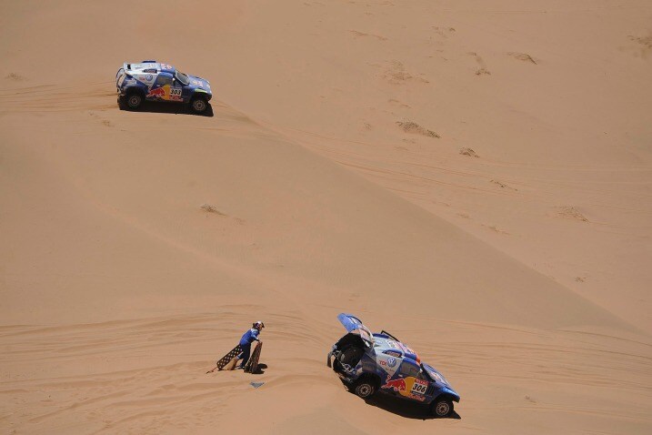 2010 VW Dakar Rally Picture Gallery | Edmunds