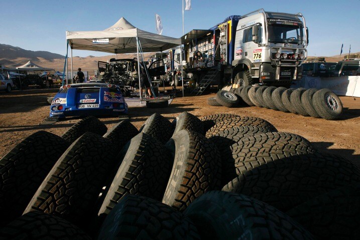 2010 VW Dakar Rally Picture Gallery | Edmunds