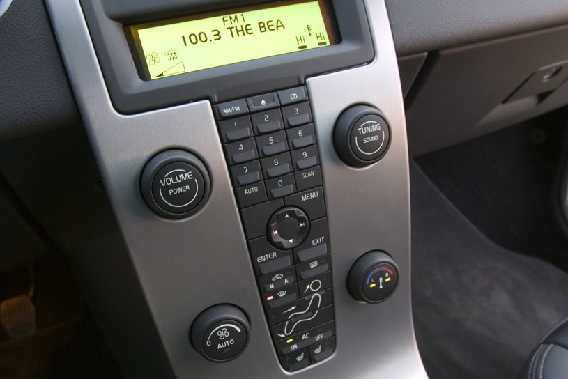 2007 Volvo S40 Pictures - 58 Photos | Edmunds