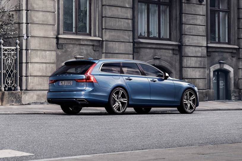 2018 Volvo V90 Pictures - 78 Photos | Edmunds
